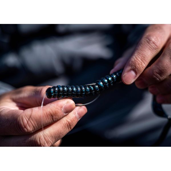 Berkley PowerBait Power Worms 18cm / 13x Blue Fleck Firetail | ABC-ZOO